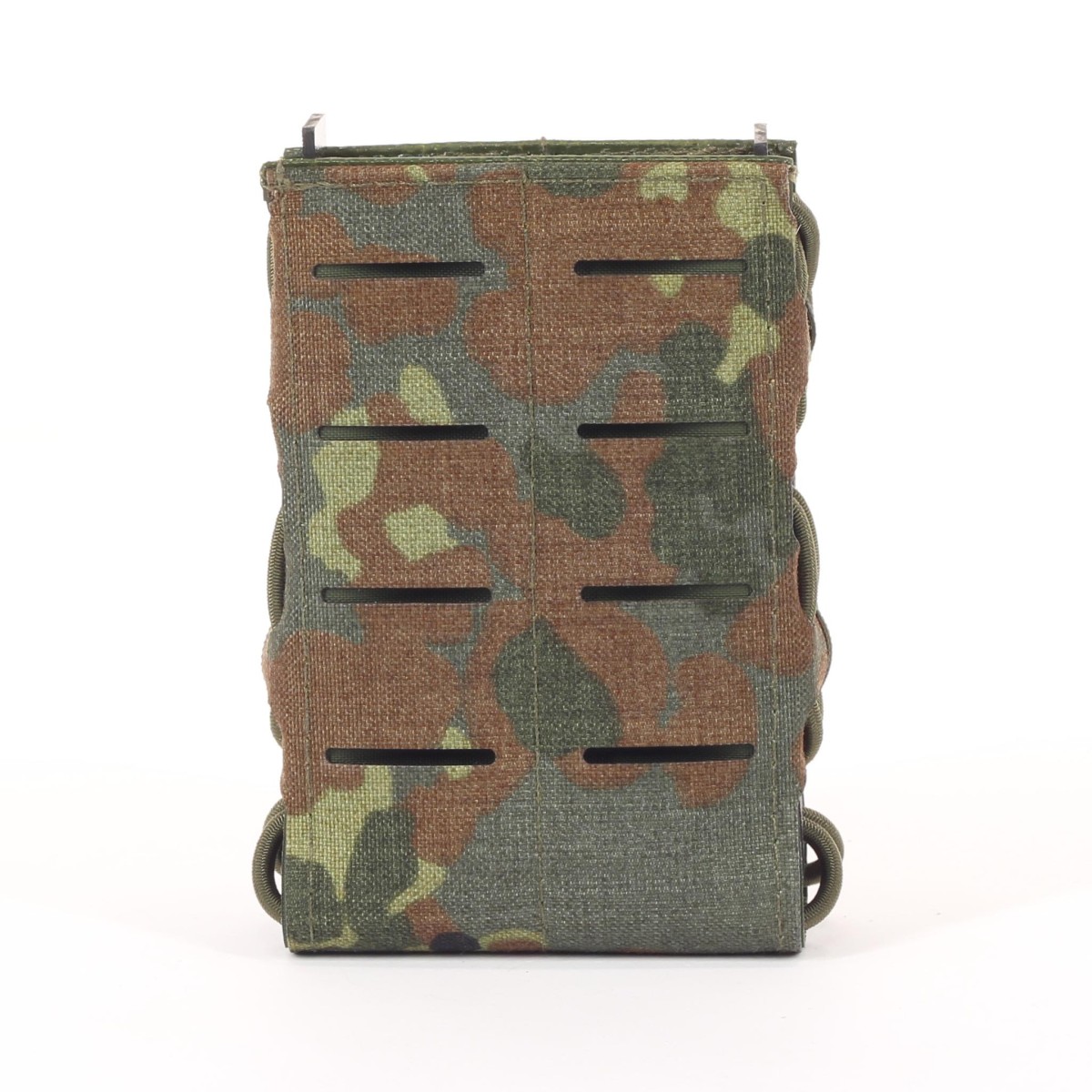 Laser cut magazine pouch with quick pull function from ZentauroN®