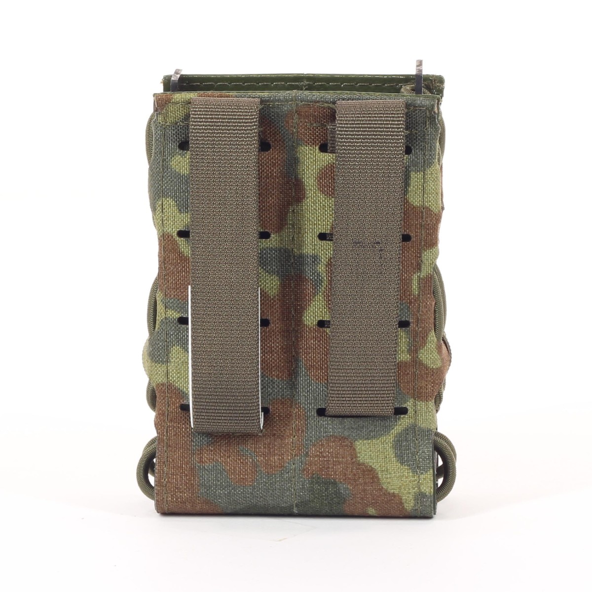 Laser cut magazine pouch with quick pull function from ZentauroN®